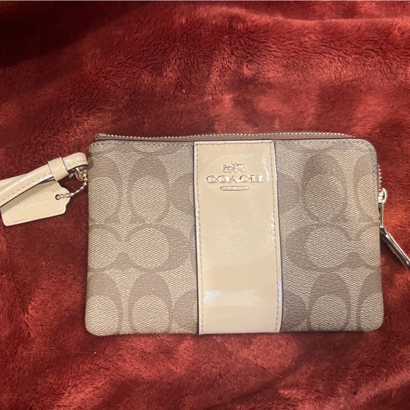 Coach | Bags | Coach Signature Beige And Cream Wristlet | Poshmark